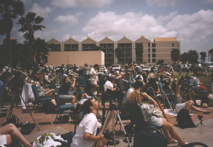 1998 Total Solar Eclipse Photos
